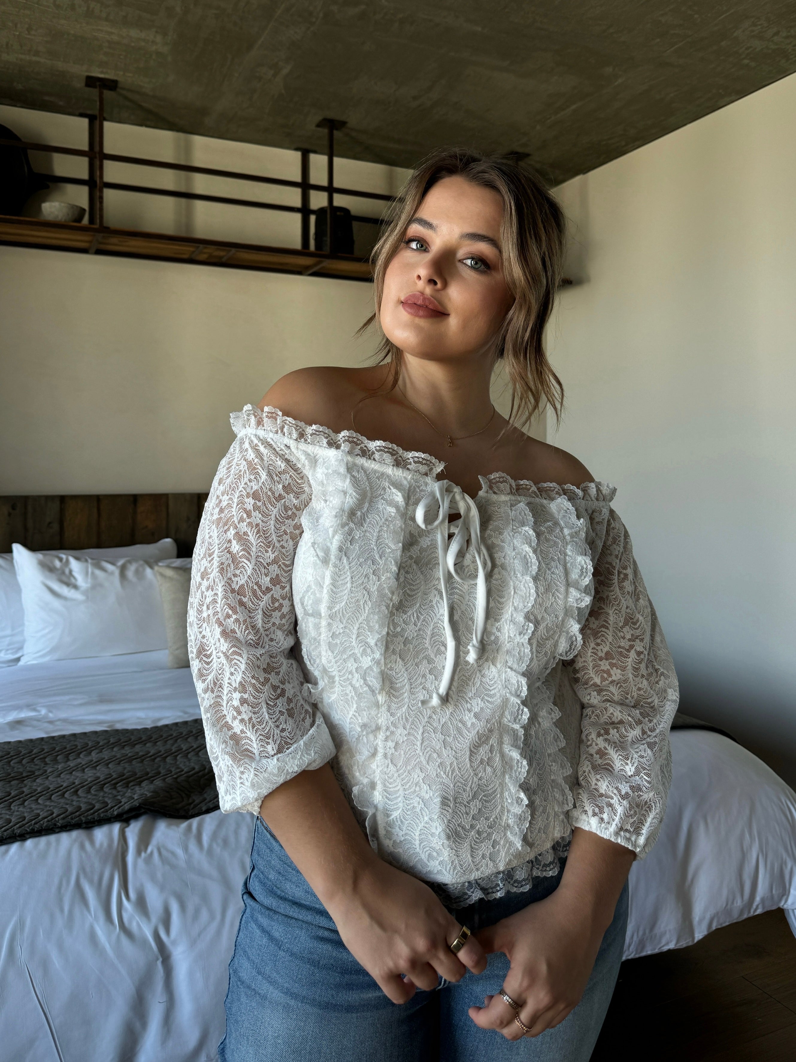 Plus Size Rococo Lace Top – 2020AVE