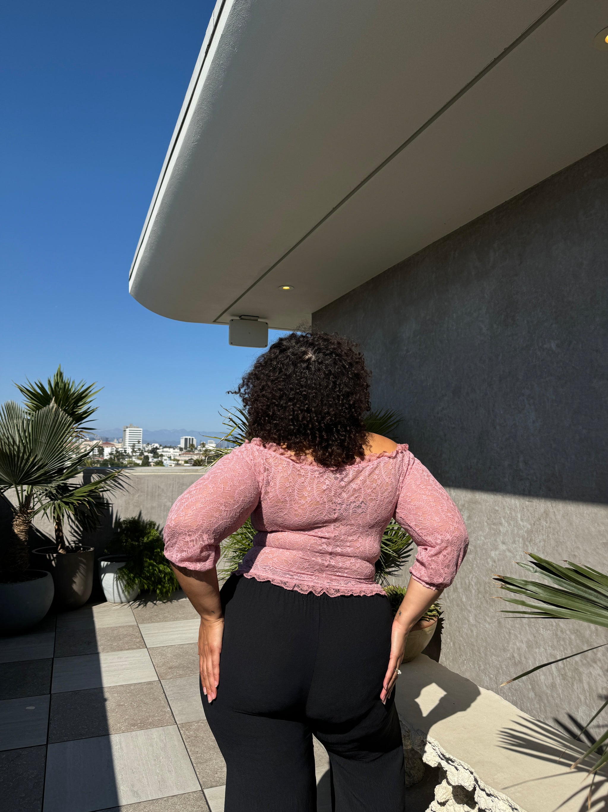 Plus Size Rococo Lace Top – 2020AVE