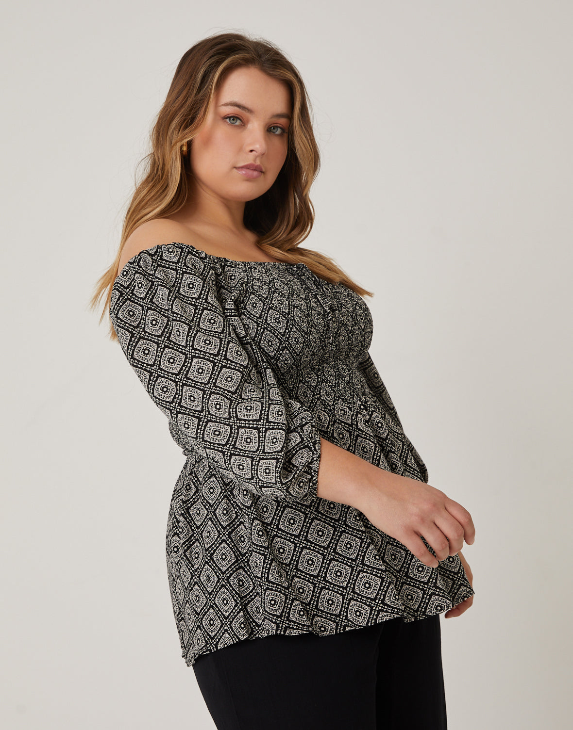 Plus Size Geometric Boho Patterned Top – 2020AVE
