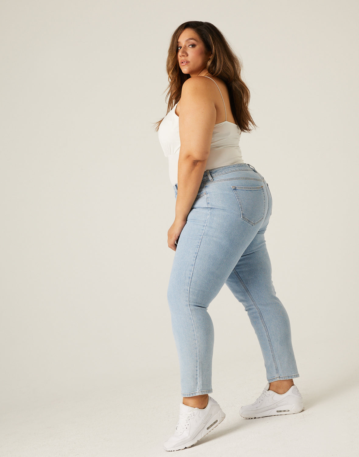 Plus Size High Rise Mom Jeans – 2020AVE