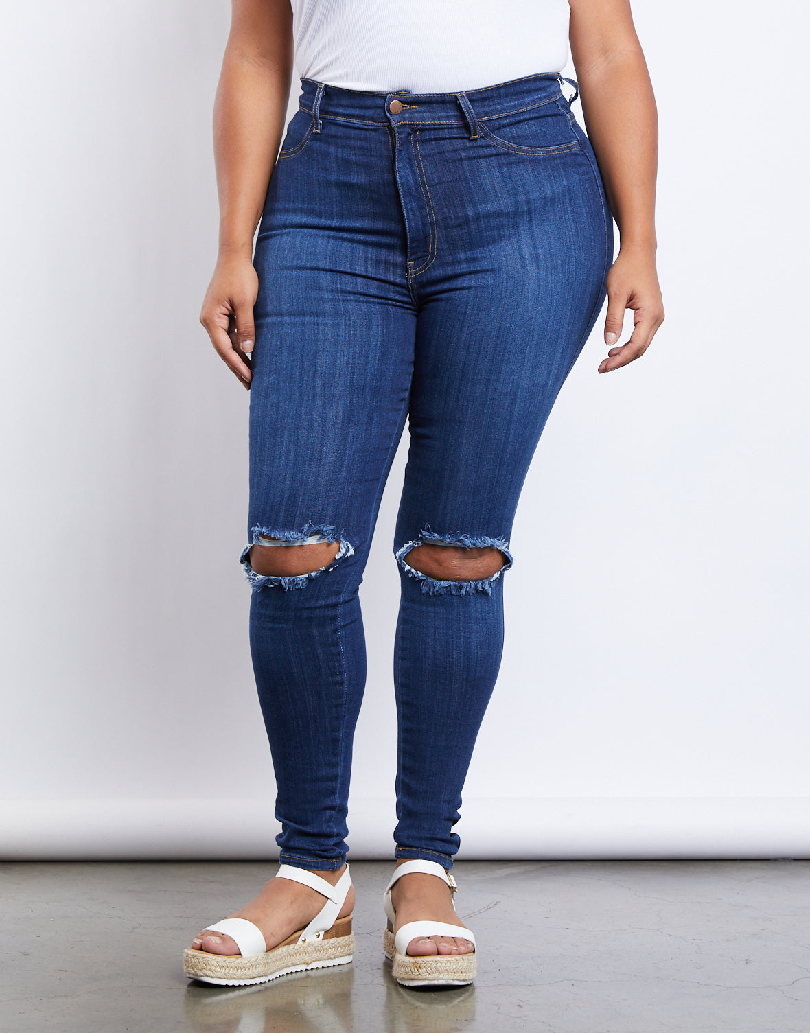 Plus Size Ripped Knee Skinny Jeans - Curvy Denim – 2020AVE