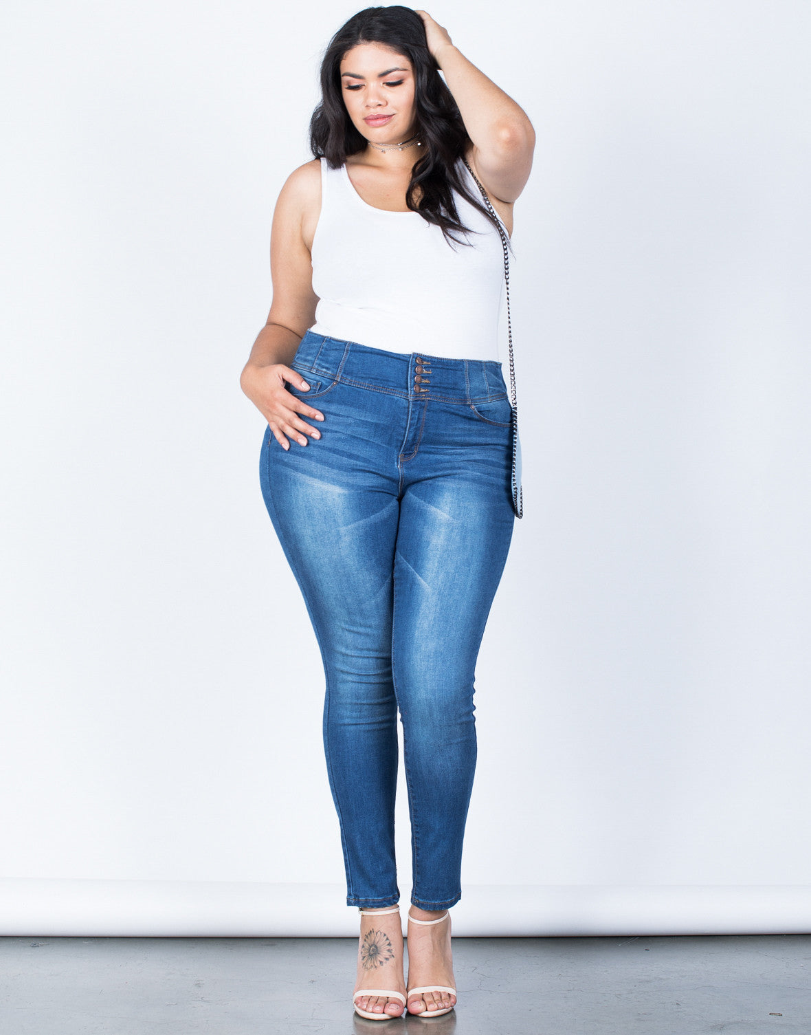 Plus Size Buttoned High Up Jeans – 2020AVE