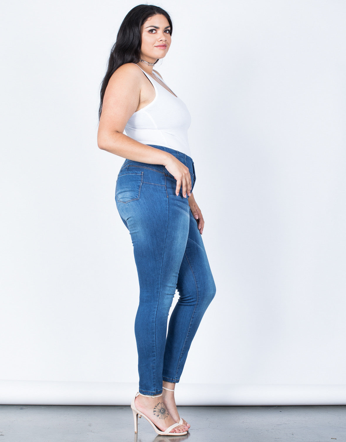 Plus Size Buttoned High Up Jeans – 2020AVE
